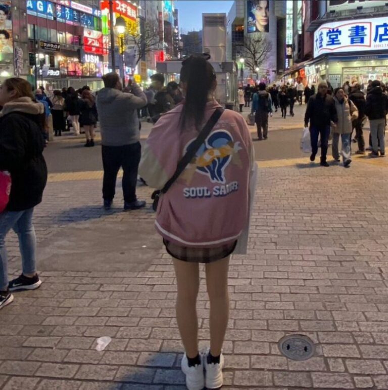 tuki.の97.8％顔バレ画像！イラストから本当の素顔を解明！ - インフルエンサー LABO